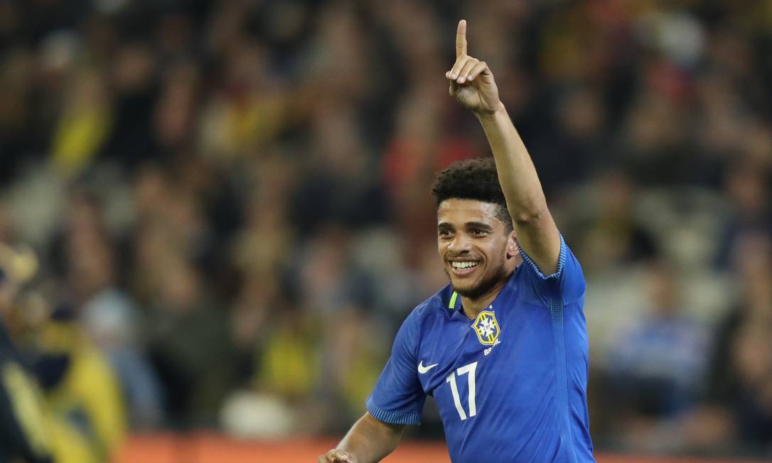 Convocação para a Copa deixa na lona críticas a Taison - Jornal O Globo