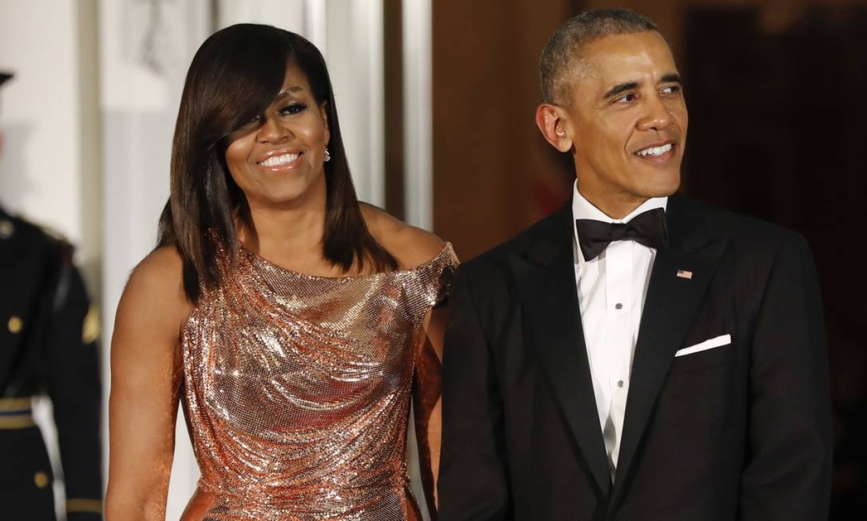 Michelle e Barack Obama vão produzir séries e filmes para a Netflix ...