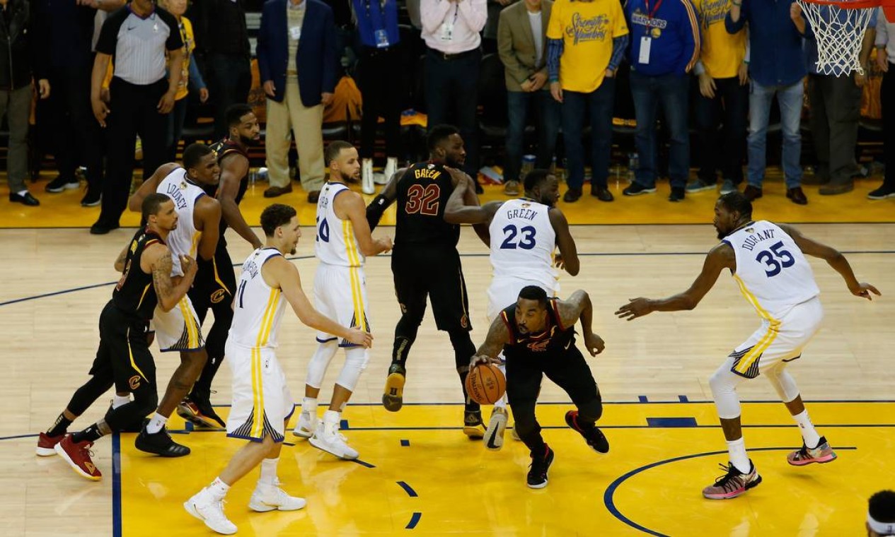 Com J.R. Smith atrás de redenção, Cavaliers voltam a encarar os ...