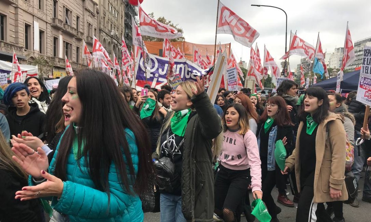 Análise: Casa Rosada está dividida em relação ao debate sobre aborto na ...