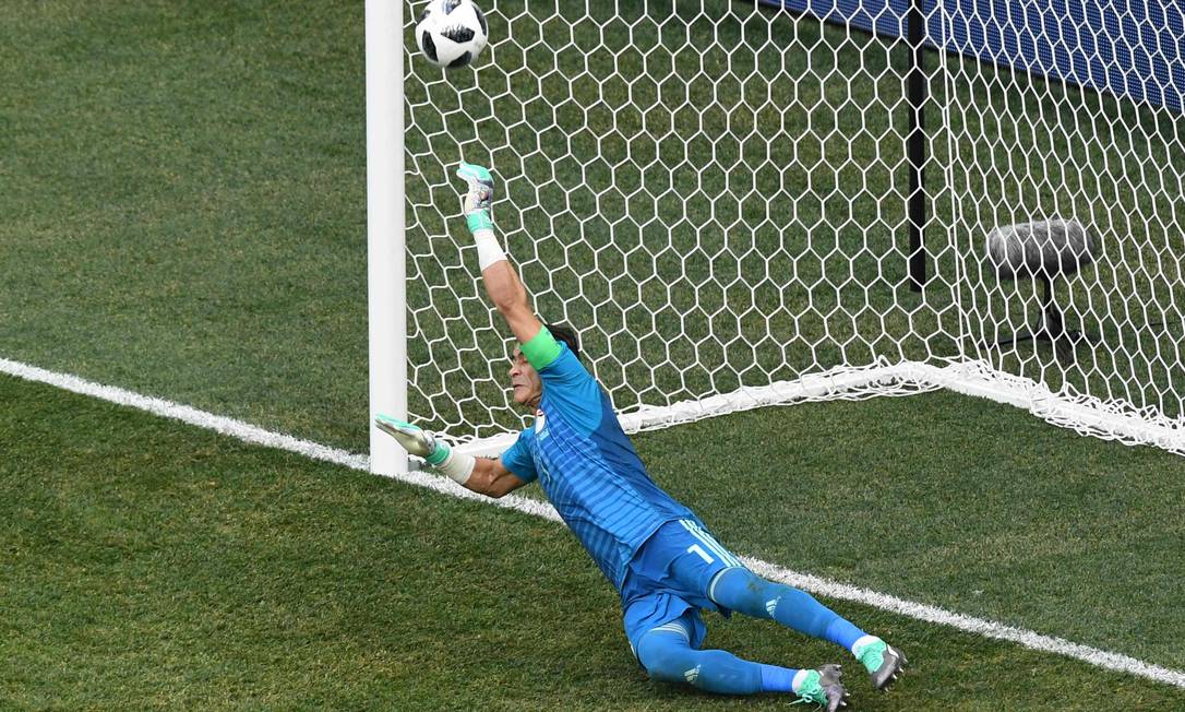 El-Hadary pega pênalti e se torna o jogador mais velho a atuar em Copas - Jornal O Globo