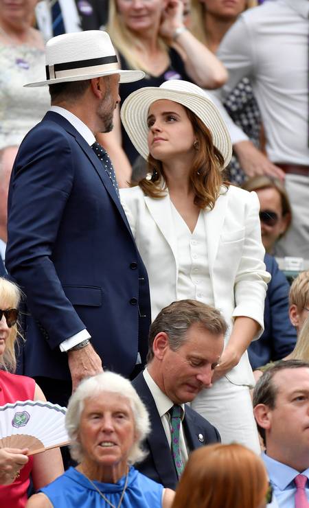 Anna Wintour e Emma Watson reforçaram torcida fashion em Wimbledon ...