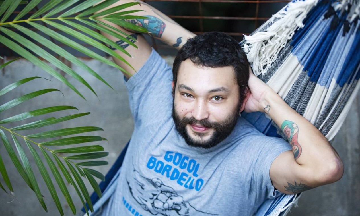 O neto do líder comunista Luiz Carlos Prestes que hoje é DJ em festa ...