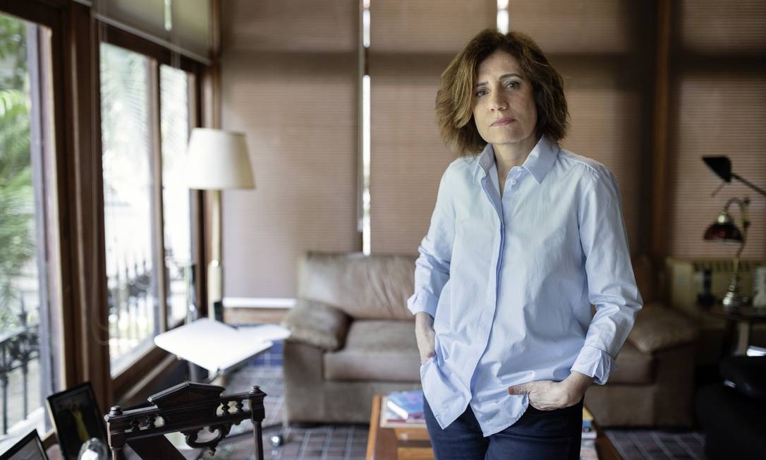 Míriam Leitão deixa ‘hard news’ de lado e lança livro com crônicas ...