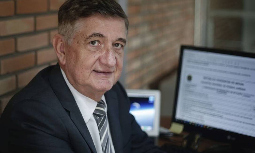 Após escândalos, campanhas recrutam tesoureiros ‘outsiders’ - Jornal O ...