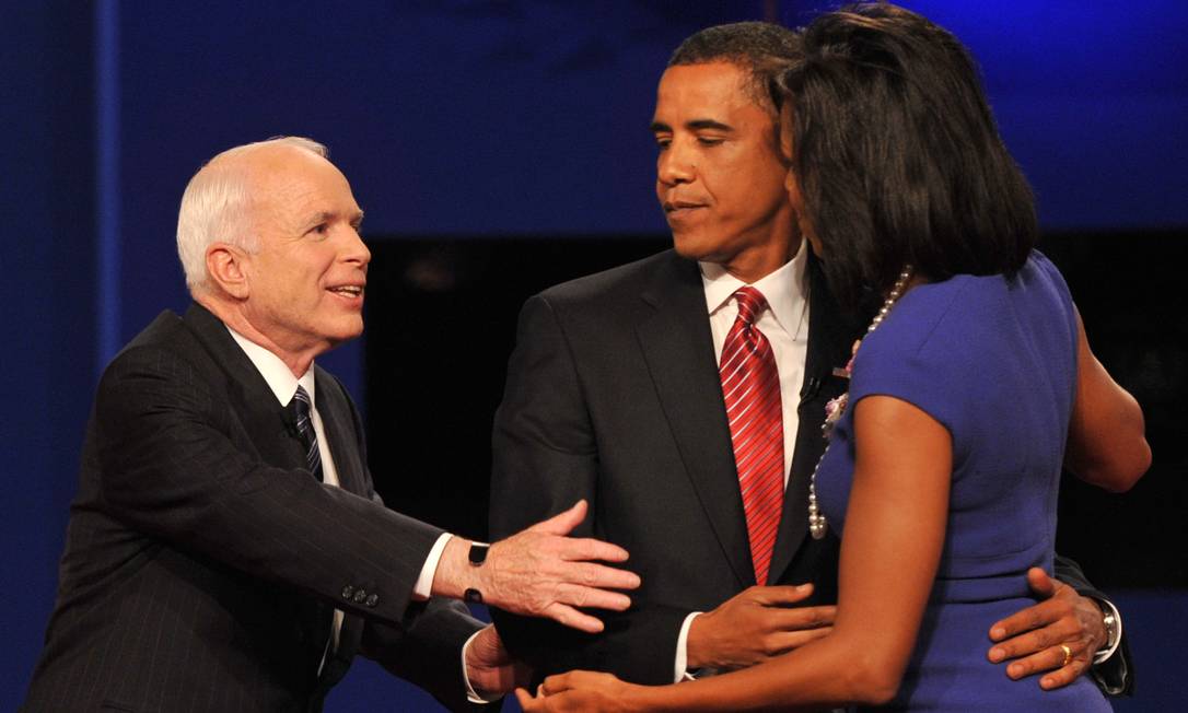 Missa de McCain tem Obama, Bush e alfinetadas em Trump - Jornal O Globo