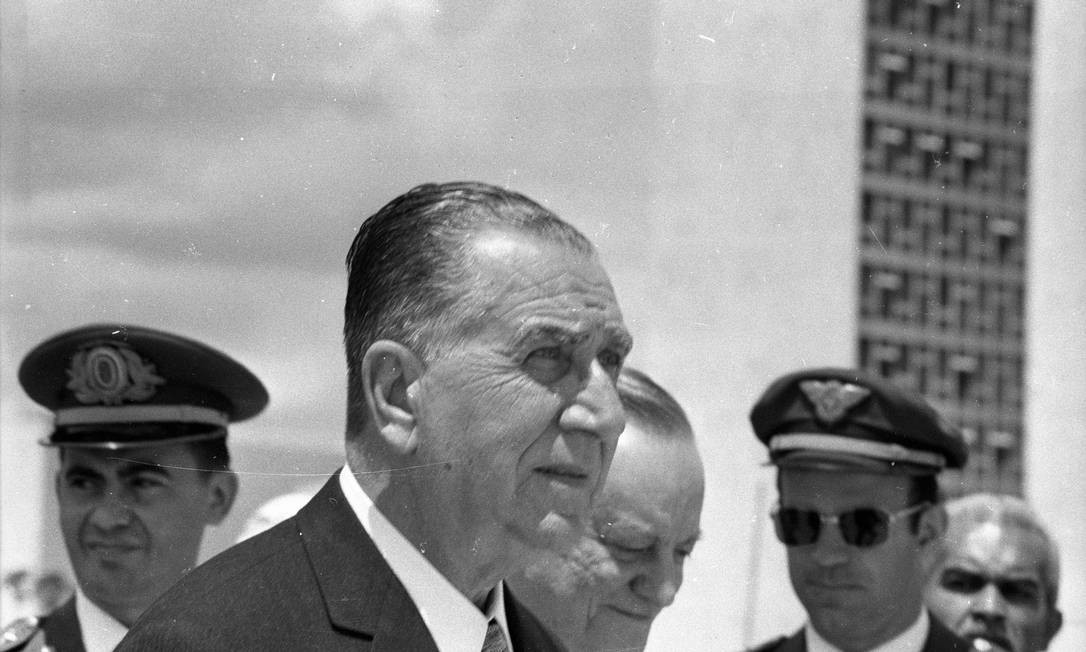 A história do voto no Brasil e por que ele é importante - Época