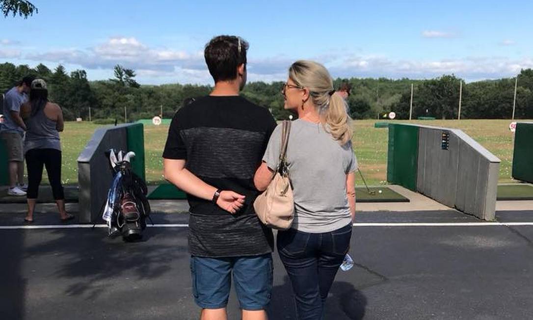 Brasileiro morto por tubarão há 1 mês reviu mãe, depois de quatro anos ...