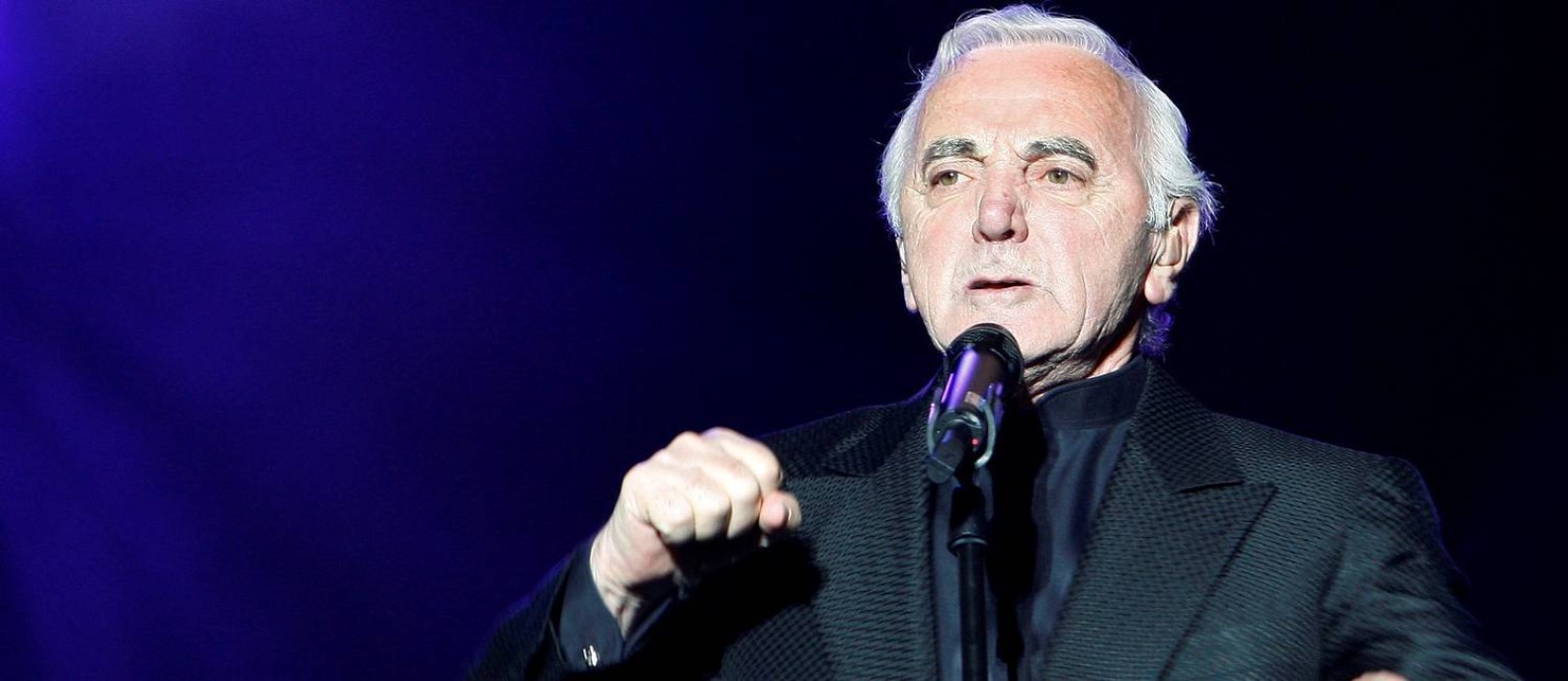 Morre Charles Aznavour, mestre da canção francesa - Jornal O Globo