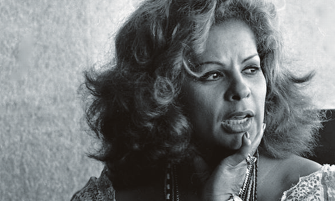 Angela Maria - sem abrir mão de seu estilo, a cantora se manteve em ...