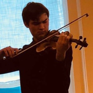 Stradivarius leiloado por milhões de dólares é cedido a jovem ...