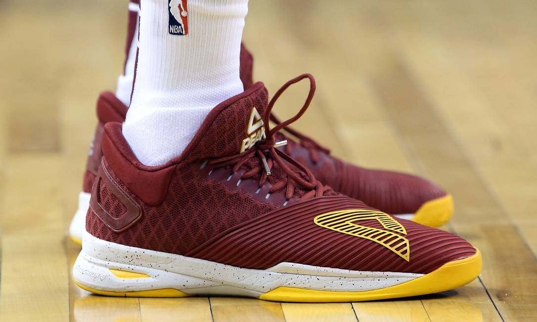 Tênis na NBA - Jornal O Globo