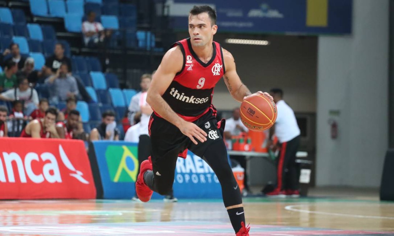 Contando com a experiência de Deryk, Flamengo estreia na Liga Sul ...