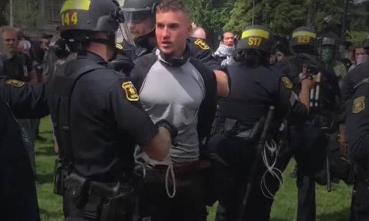 Líder de grupo nacionalista branco é preso nos EUA por promover ...