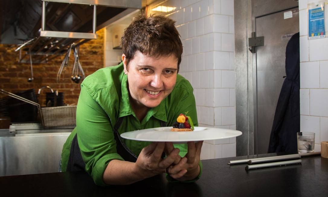 Roberta Sudbrack ensina a fazer fatias de parida com creme inglês para ...