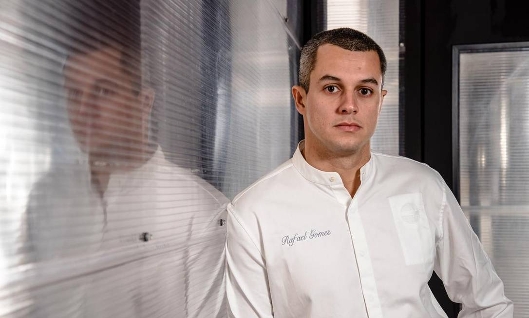 Vencedor do ‘MasterChef profissionais’ se divide entre seus ...
