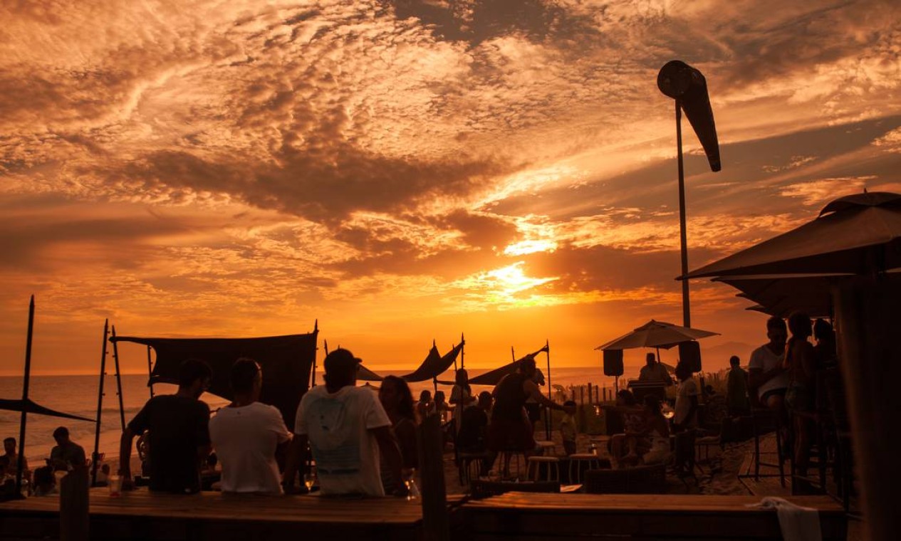 Atrações criadas para o verão agitam a Barra e arredores - Jornal O Globo