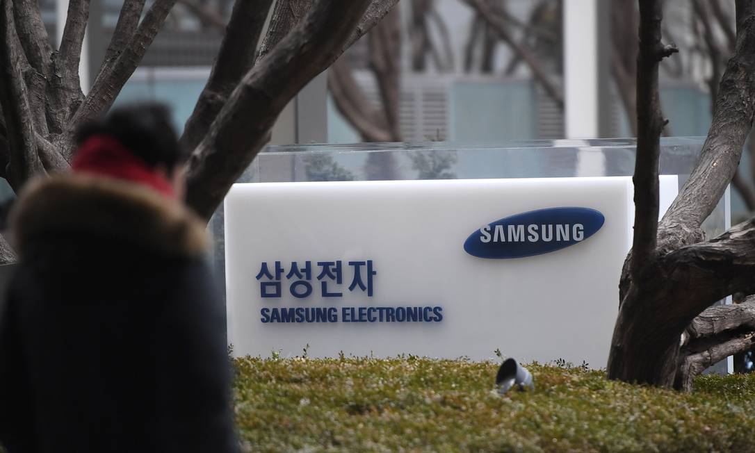 Samsung tem lucro 29% menor e prevê 2019 mais fraco - Jornal O Globo