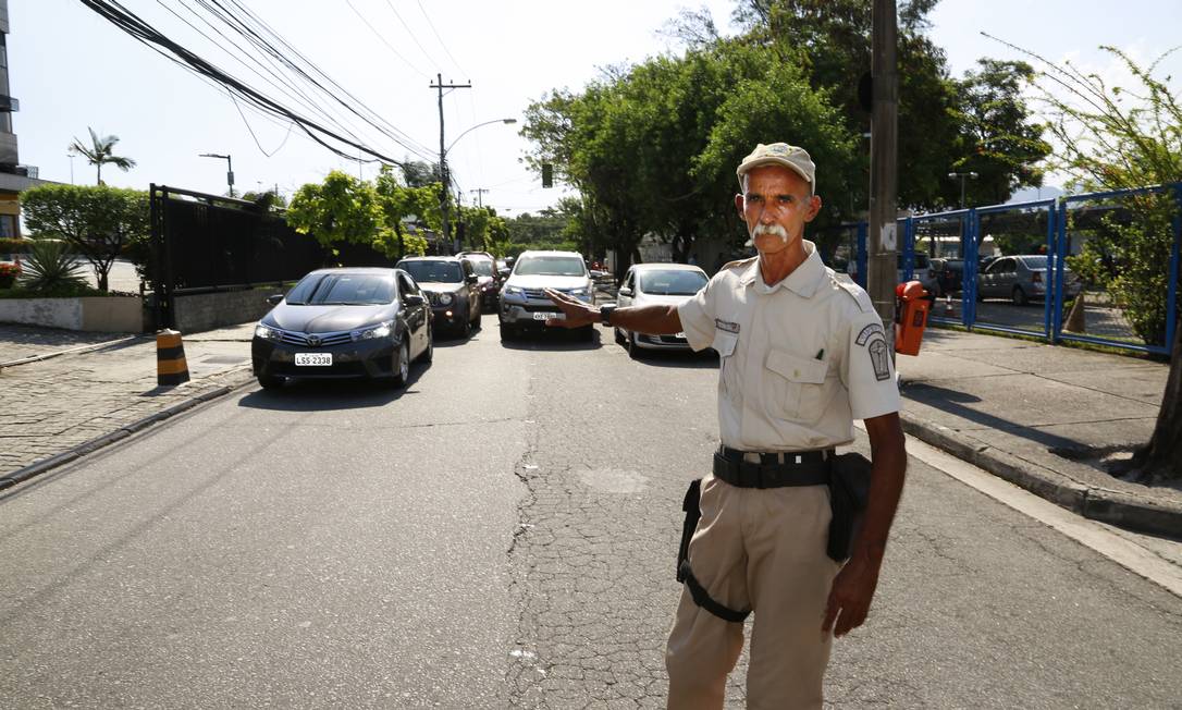 Guarda Municipal viraliza no Facebook por sua atuação solidária ...