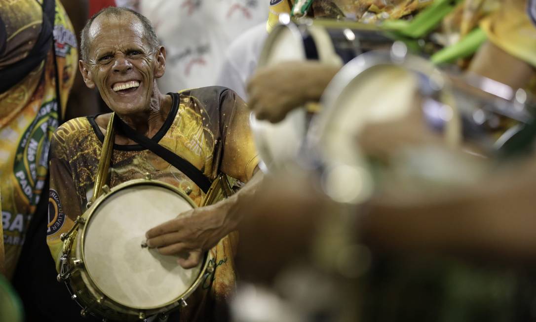 Samba 'plus size': carnaval de São Paulo abre alas para passistas que ...