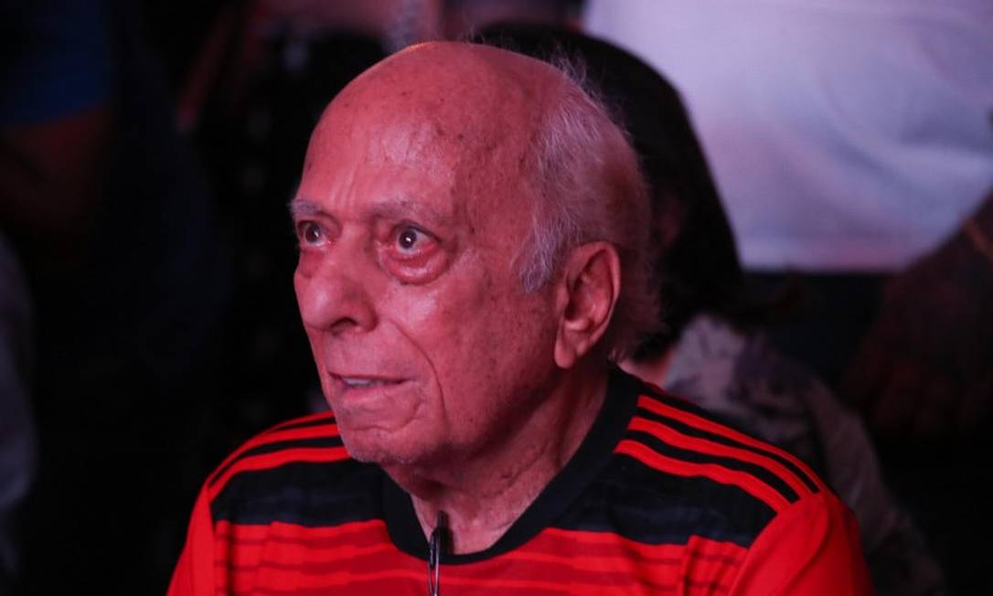 Ex-presidente do Fla, Helal diz que ainda não teve coragem de voltar ao ...