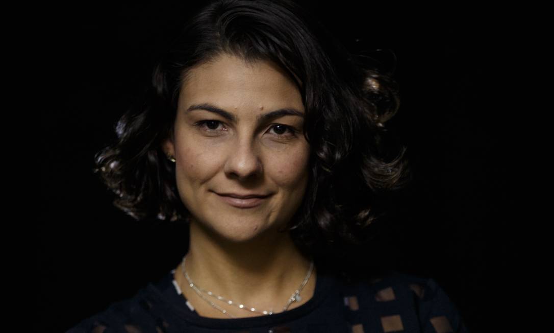 Bela Megale estreia coluna digital sobre bastidores do poder no site do ...