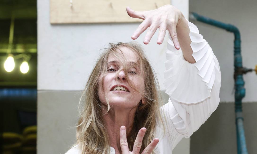 Deborah Colker abre escola de dança e movimento na Gávea - Jornal O Globo