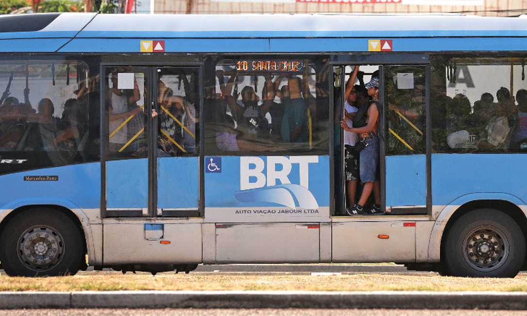 Interventor do BRT ameaça invadir as garagens e operar a frota de ...
