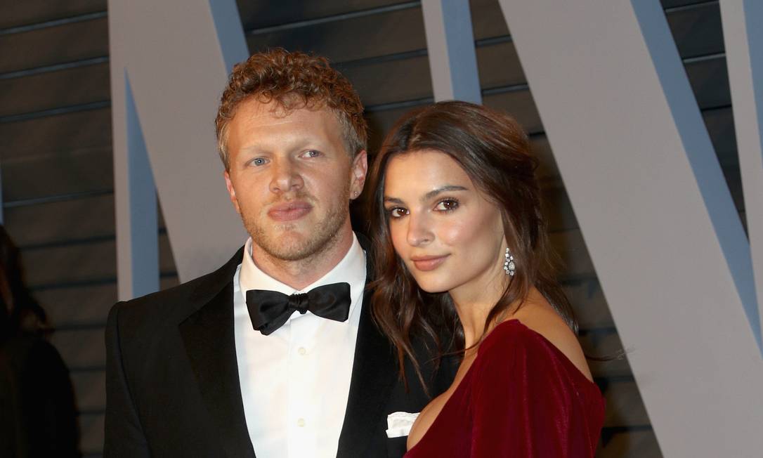 Emily Ratajkowski defende marido de fama de 'mau pagador' - Jornal O Globo