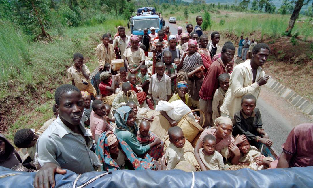 Com feridas ainda abertas, Ruanda relembra genocídio 25 anos depois ...