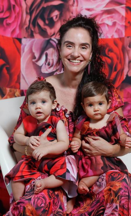 Mãe de um casal de gêmeos de 8 meses, Alessa Migani lança marca para ...