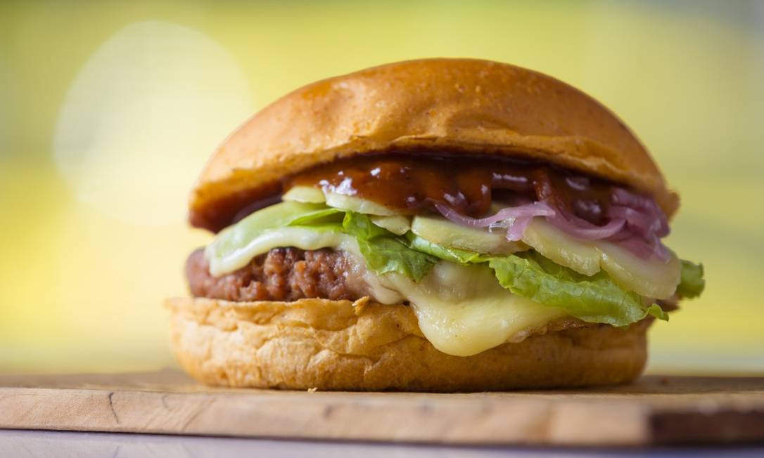 Conheça a carne vegetal revolucionária, quase igual a de boi - Jornal O ...