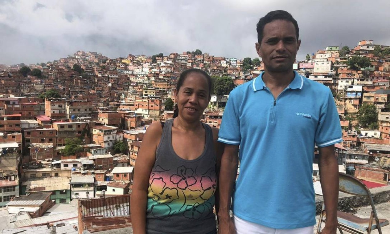 Venezuelanos da maior favela de Caracas mostram desânimo com governo e ...