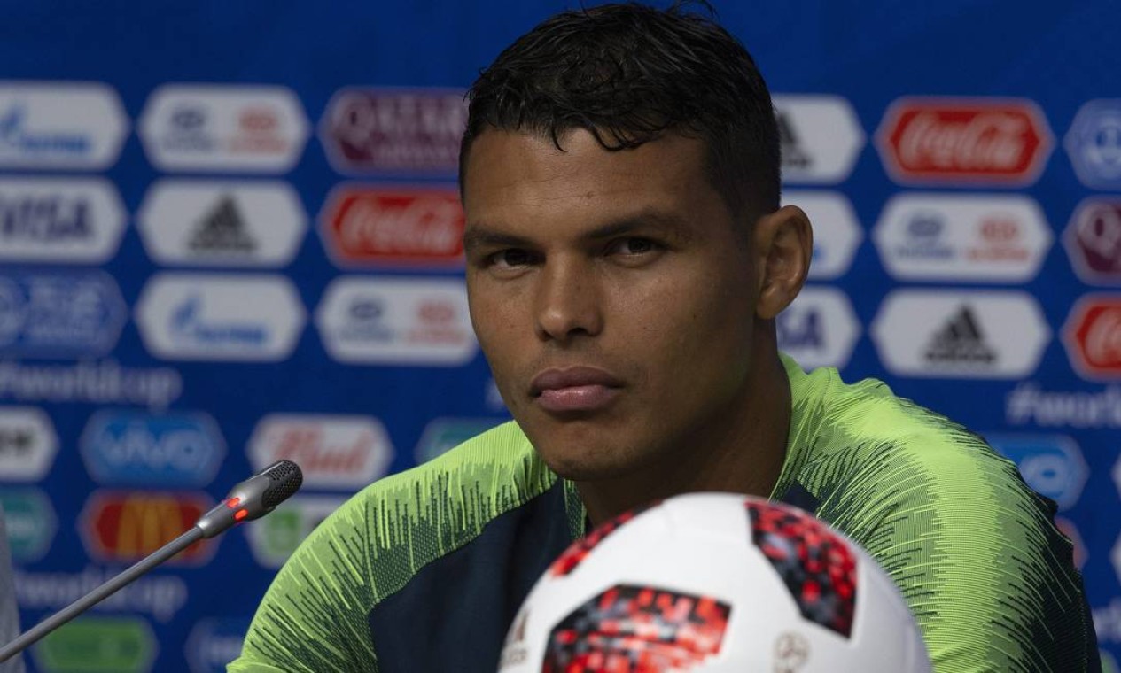 Thiago Silva passa por cirurgia no joelho direito e vira dúvida para a ...