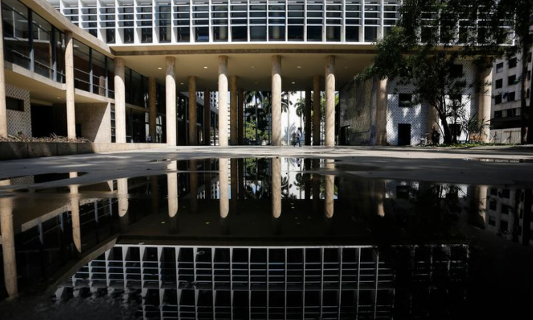 Fachada do Palácio Capanema, no Centro, entra na última etapa de ...