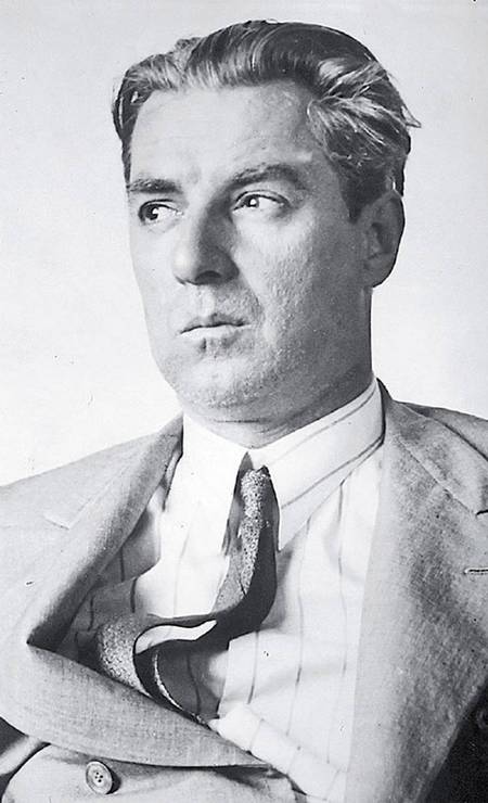 O 13 de maio de Roberto Arlt - Época