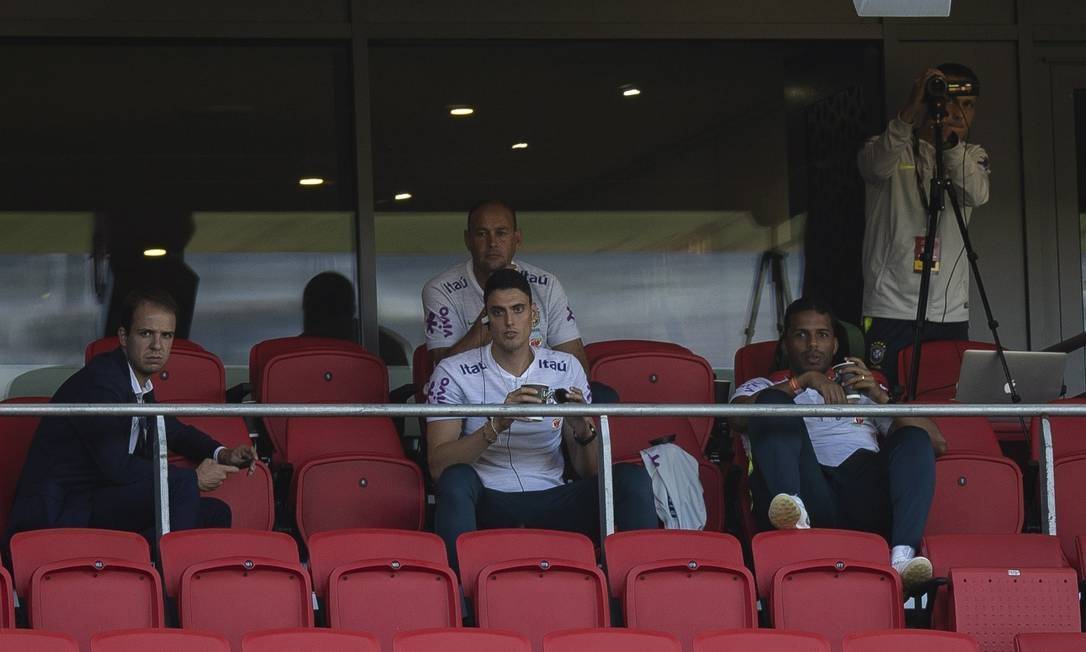 Como filho de Tite virou o novo '03' da seleção brasileira - Jornal O Globo