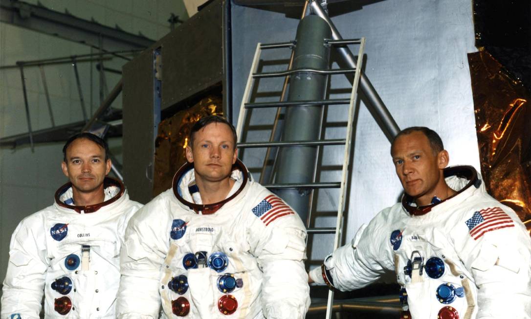 O que faziam os astronautas da Apollo 11 na véspera do pouso na Lua ...
