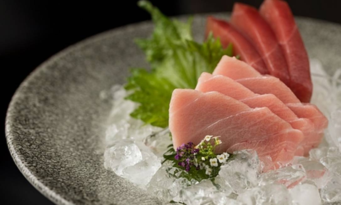 Pescadores fisgam raro atum azul de 400kg no Rio Grande do Norte ...