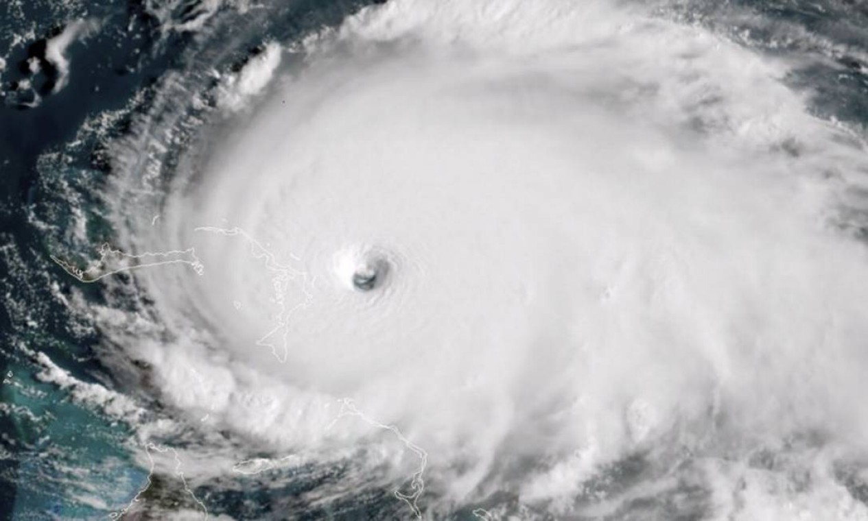 Entenda como os furacões se formam e são classificados - Jornal O Globo