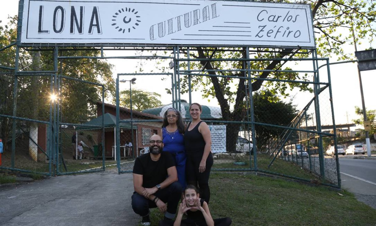 Lona Cultural Carlos Zéfiro, em Anchieta, completa 20 anos - Jornal O Globo