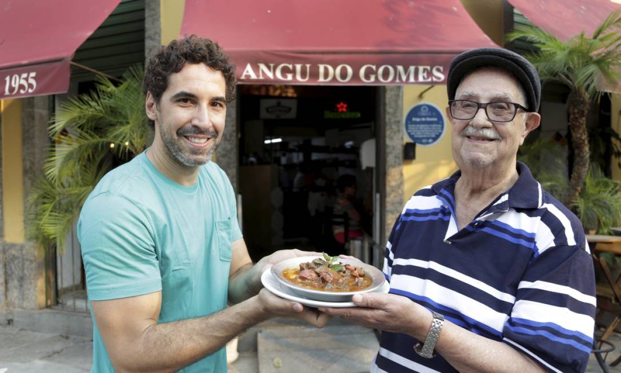 Aos 90 anos, um dos fundadores do Angu do Gomes celebra resistência da ...