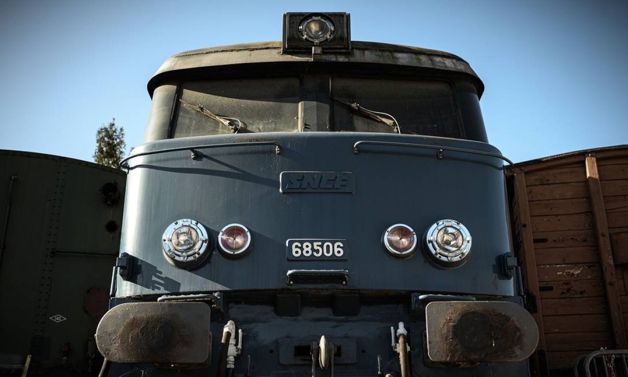 Conheça o museu na França onde trens antigos ganham vida nova - Jornal ...