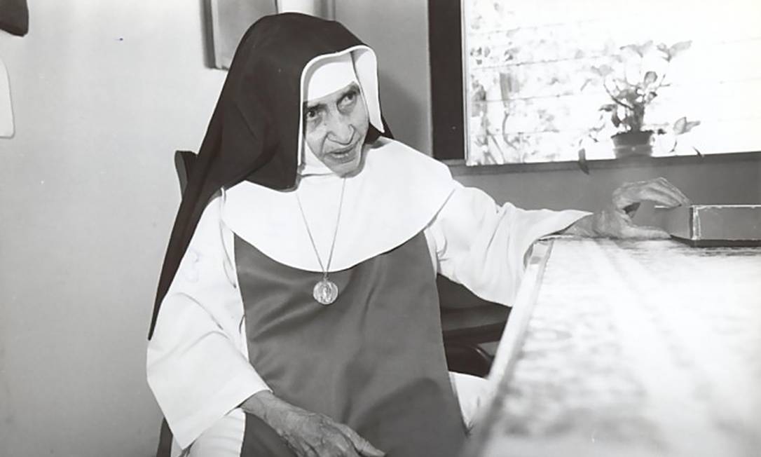 Irmã Dulce é canonizada pelo Papa Francisco em cerimônia que reúne ...