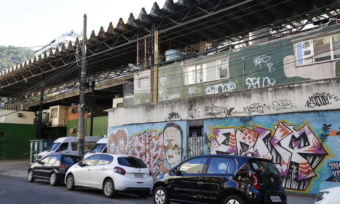 União estuda se desfazer de unidades da Cobal do Humaitá e do Leblon ...