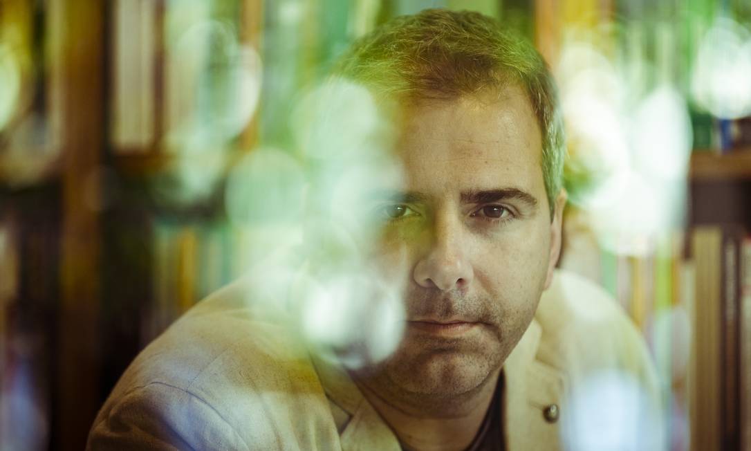 Best seller da não ficção, Rodrigo Alvarez lança romance sobre ...