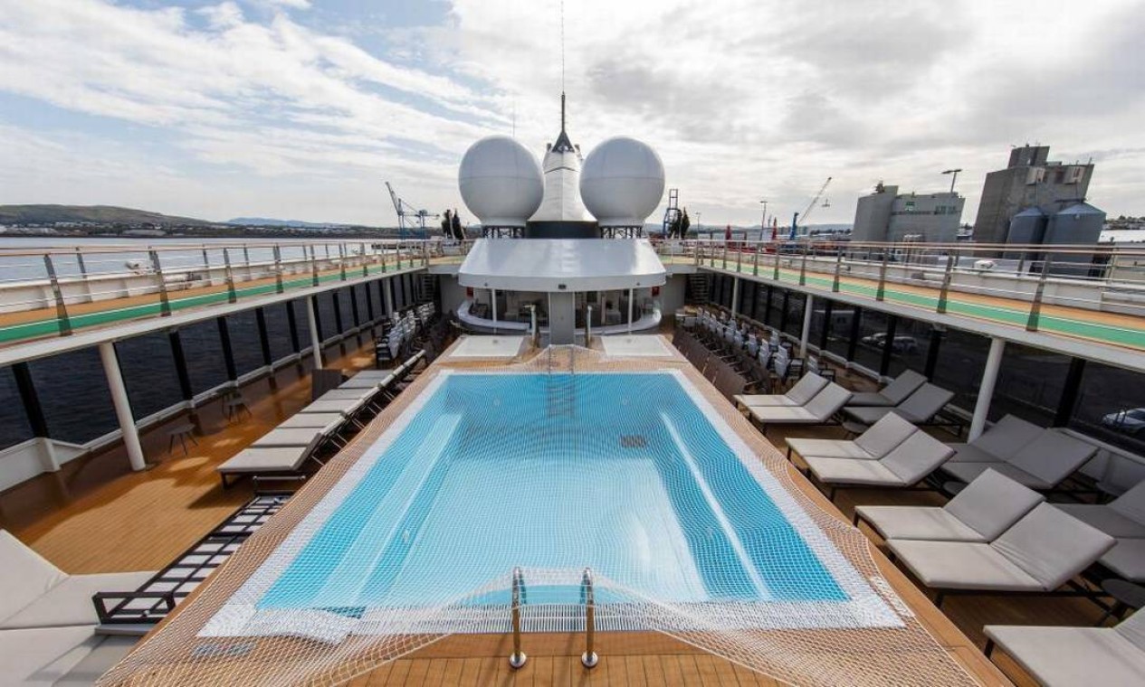 Conheça o navio de luxo português que abre a temporada de cruzeiros no ...