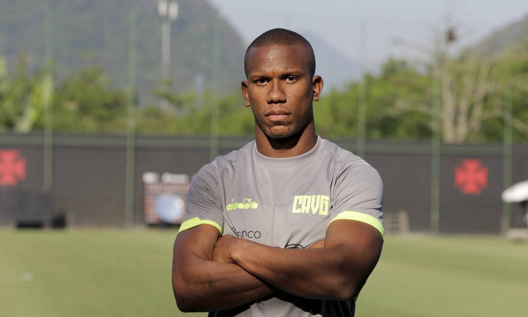 'Pode me chamar de Lucas', diz Ribamar, atacante do Vasco - Jornal O Globo