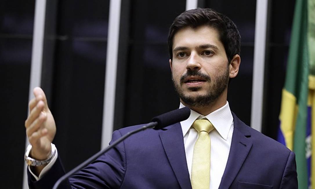 Com saída de Bolsonaro, Júnior Bozzella ganha poder dentro do PSL - Época