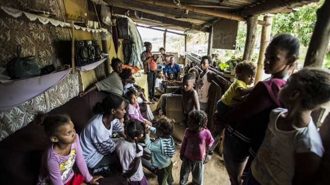 Histórias da miséria: extrema pobreza aumentou 47% entre 2014 e 2018 e ...